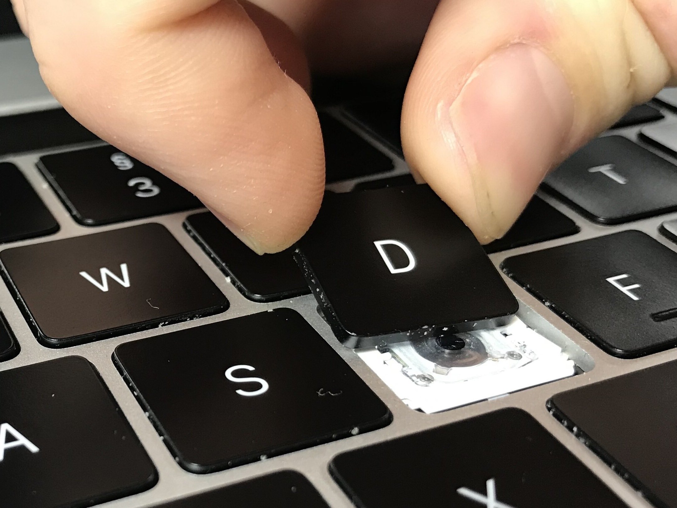 Z hmen Arm Keller Macbook Pro 2017 Tastatur Reinigen Geb hr Ein Weiterer Katalog